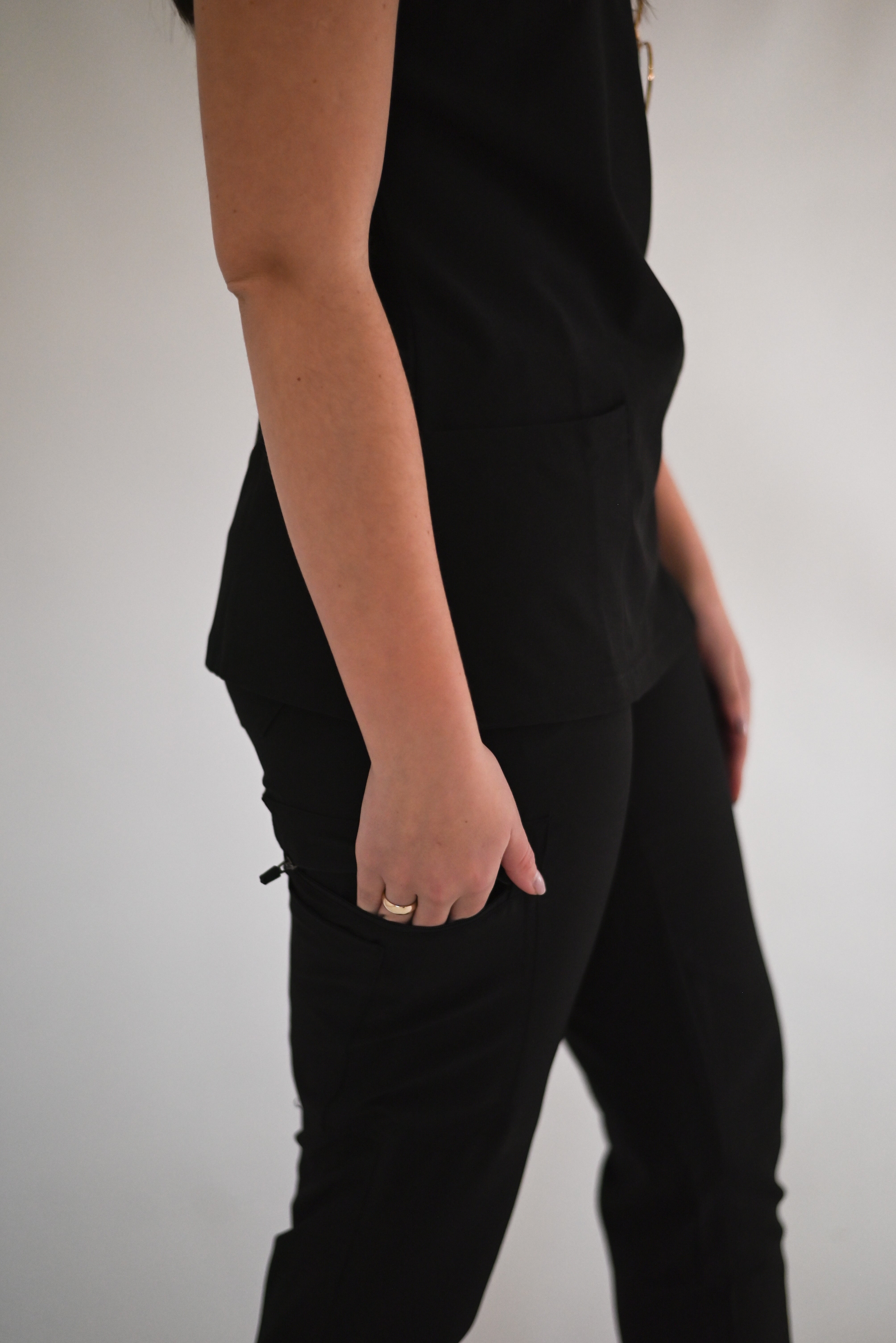 STEPS SCRUBS Official Site - Medical Uniforms & Accessories